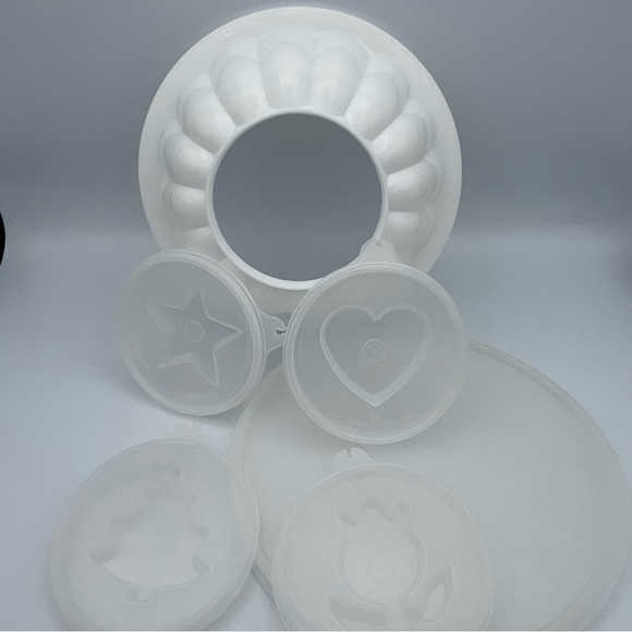 Tupperware | Kitchen | Vintage Jelnserve Tupperware Jello Mold 66 Heart ...
